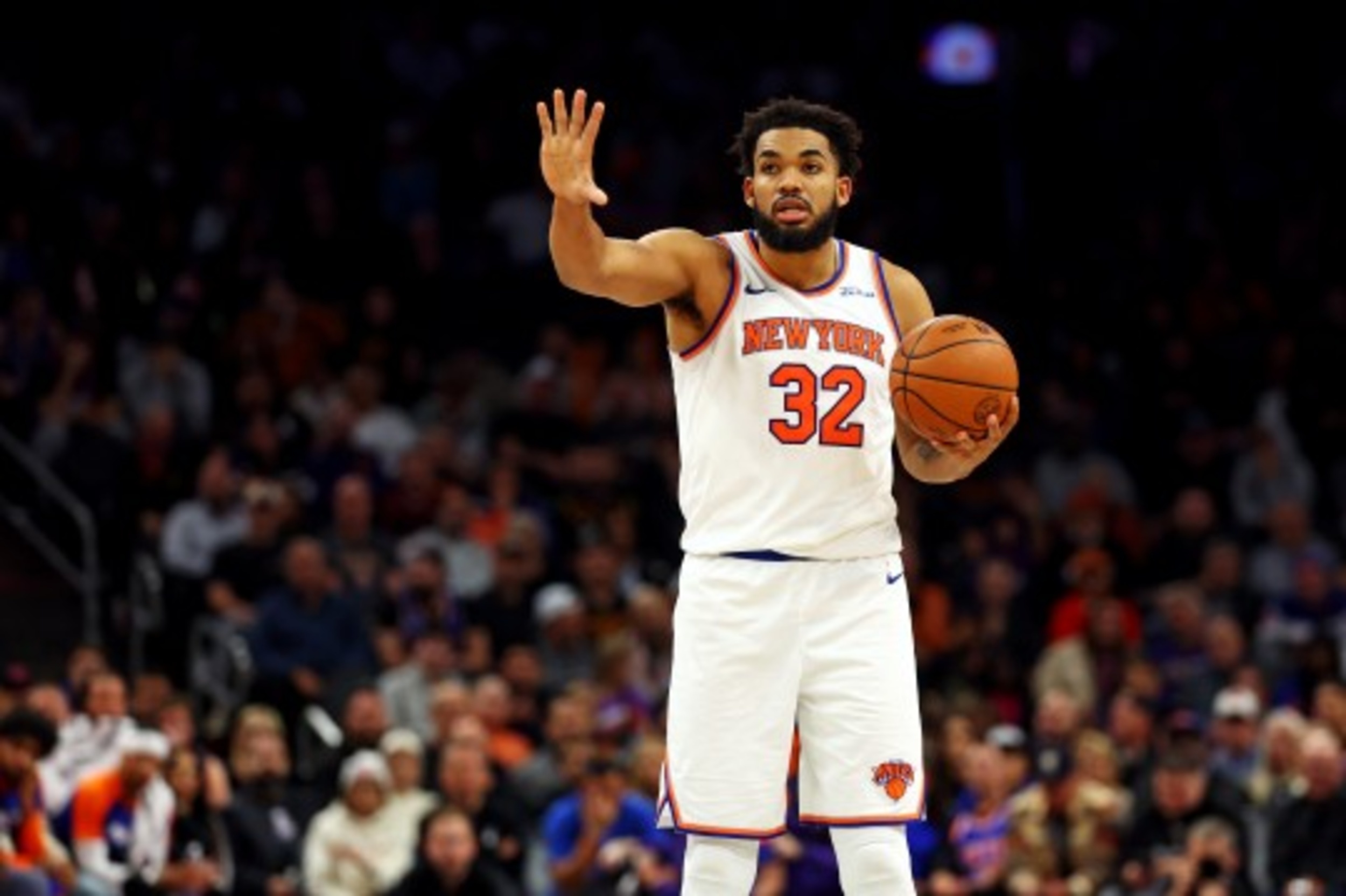 Knicks’ star big man flashing elite scoring prowess early on | Yardbarker