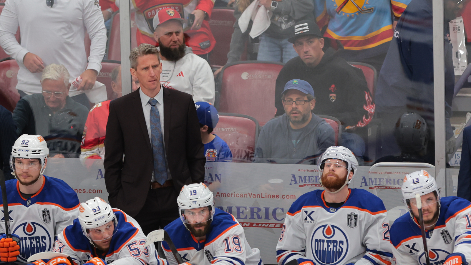 Oilers Looking to Sign Right-Hand Center Within the Year | Yardbarker