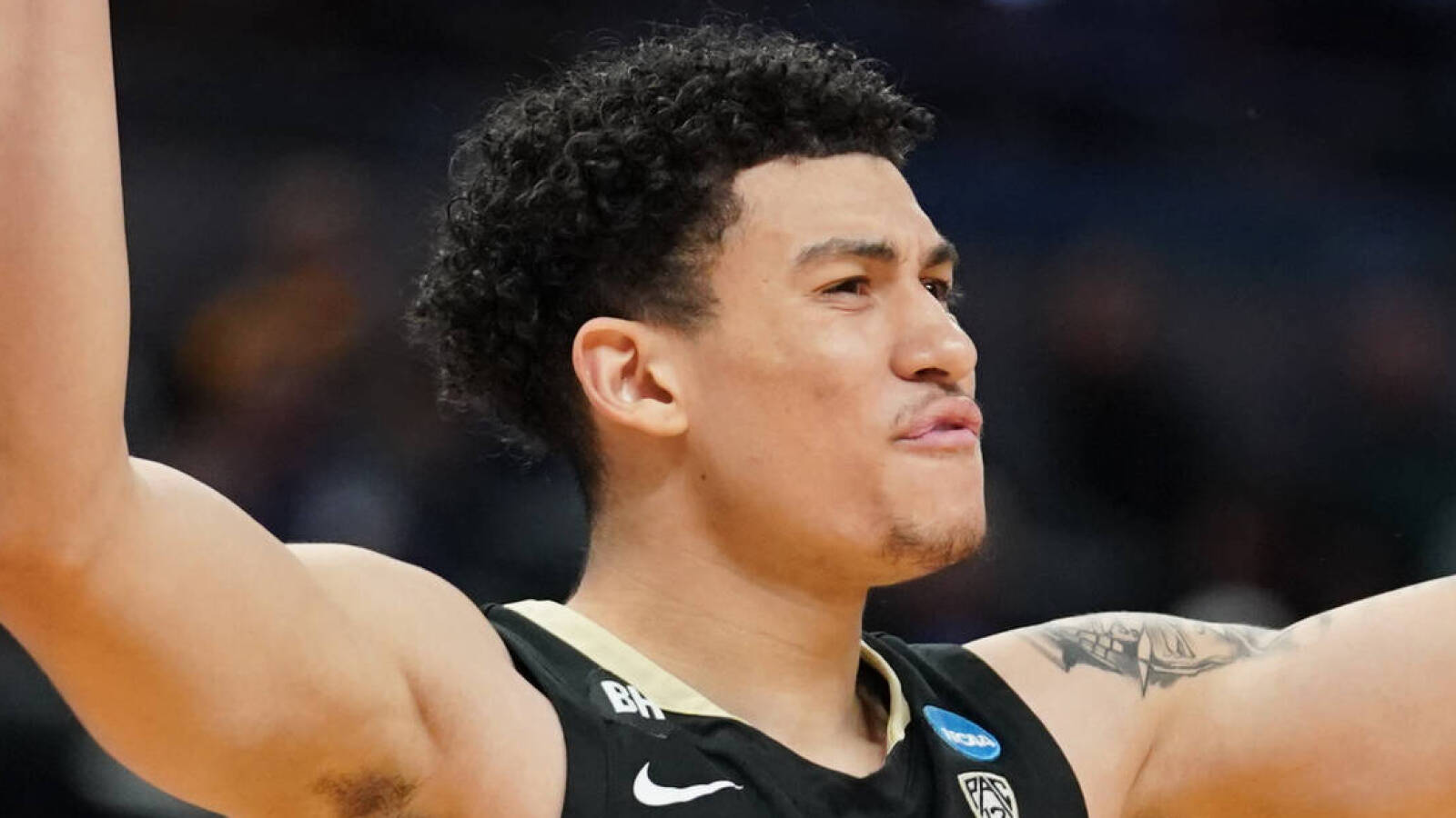 Watch: KJ Simpson's baseline jumper lifts Colorado over Florida | Yardbarker