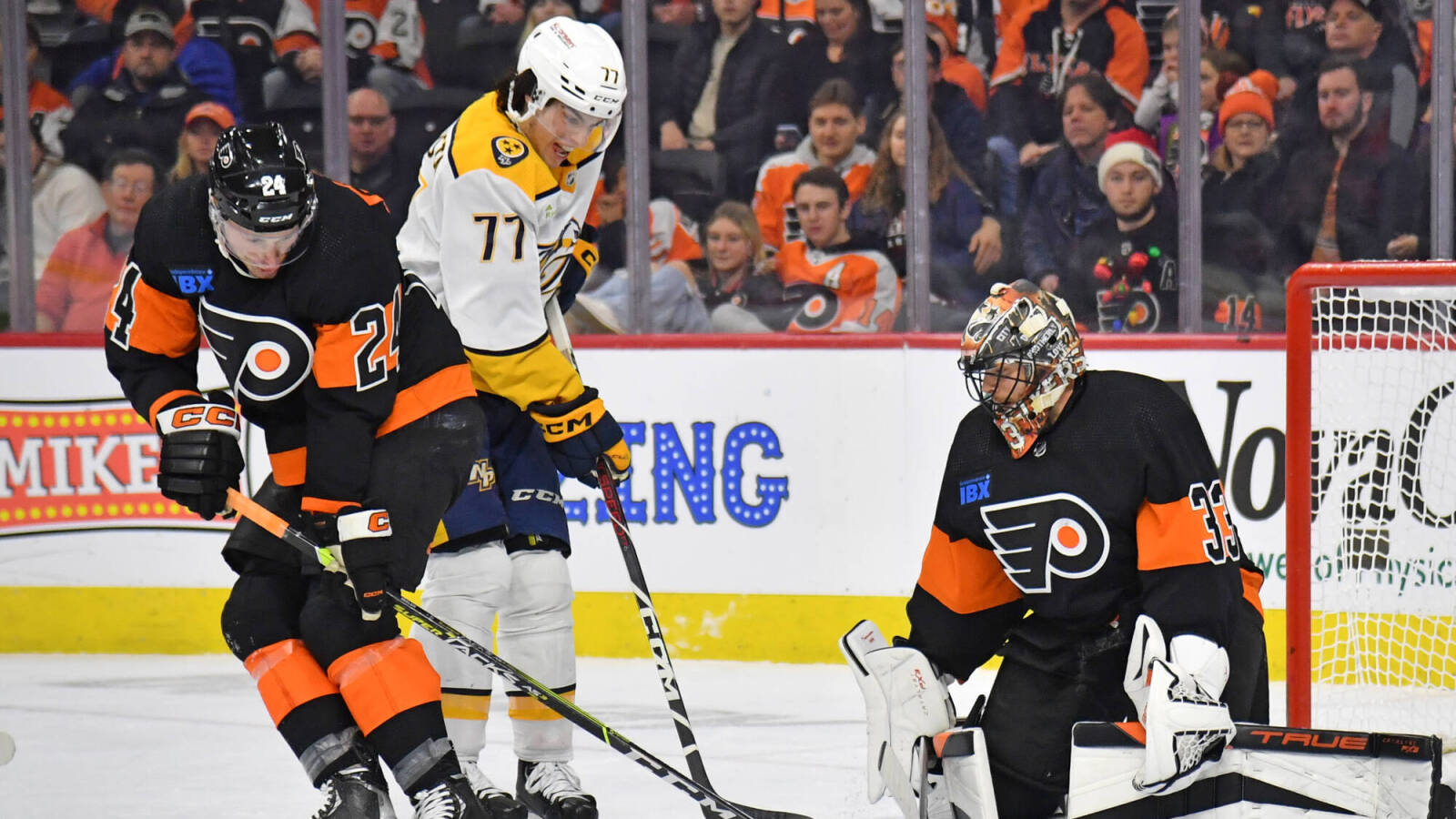 Flyers fall to Predators, 4-2 in last home game of 2023 | Yardbarker