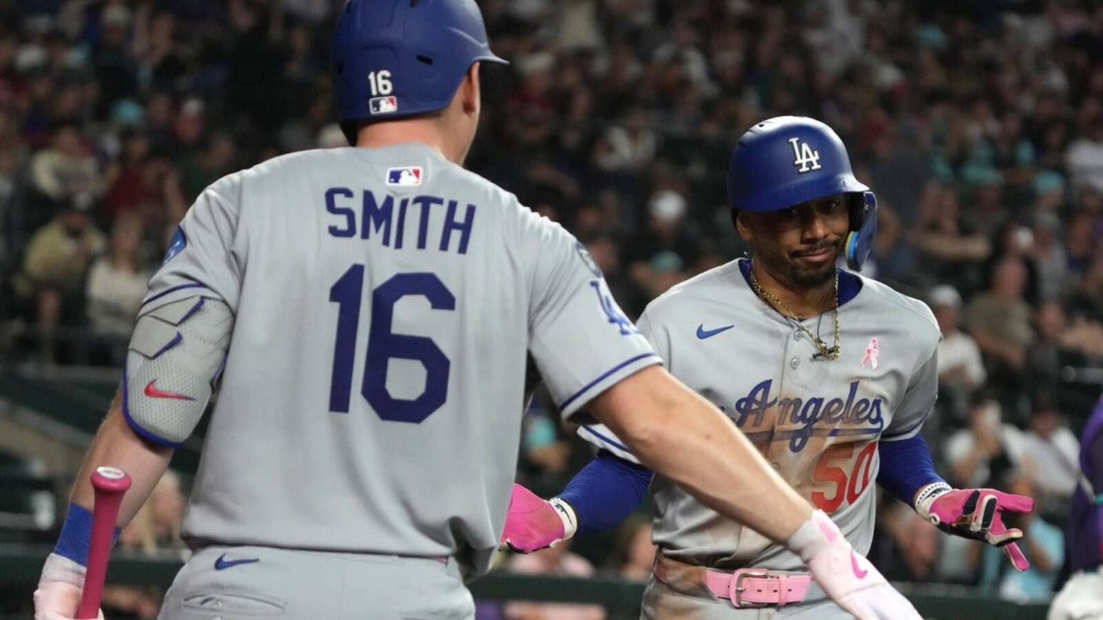 Dodgers post 18 hits, secure series split vs. D-backs | Yardbarker