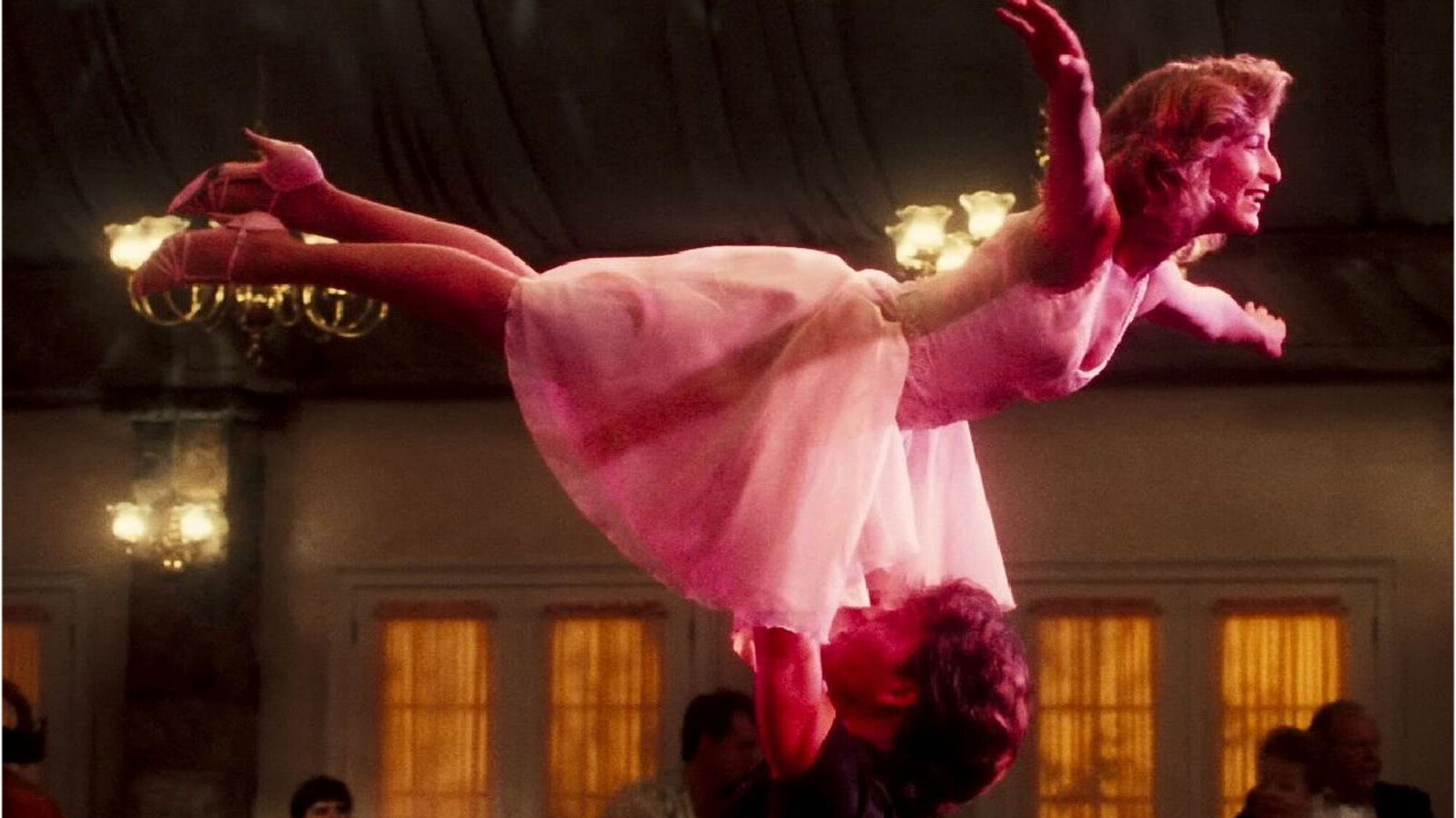 All the right moves: The most iconic movie dance scenes | Yardbarker