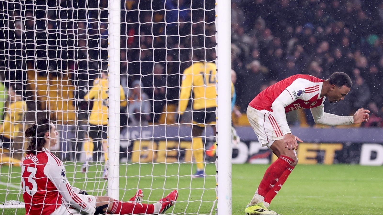 'You can’t play in second gear' Paul Merson reacts to Arsenal’s draw at ...