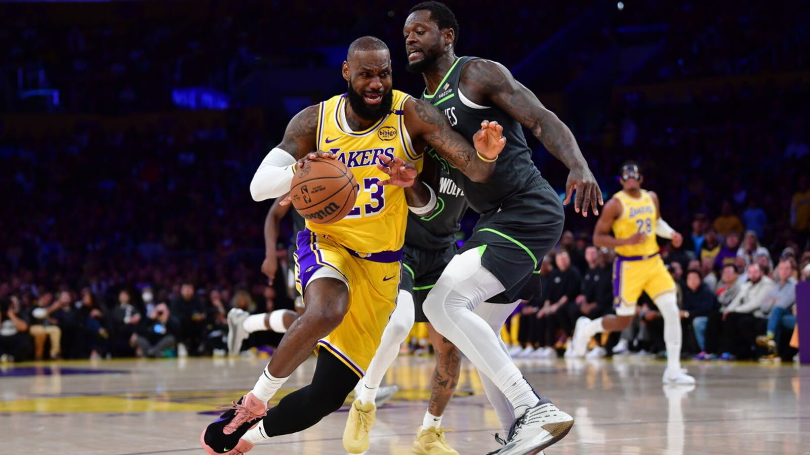 Mentally Scarred by Michael Jordan, Rapper Sides With LeBron James ...