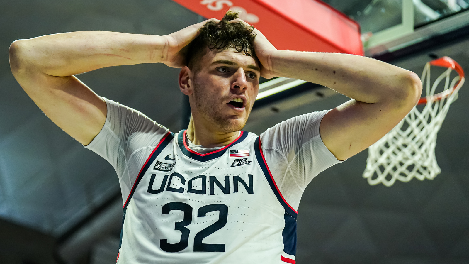 Look of the Day for Tuesday, Feb. 20: Fade UConn? Yup, and here's why ...