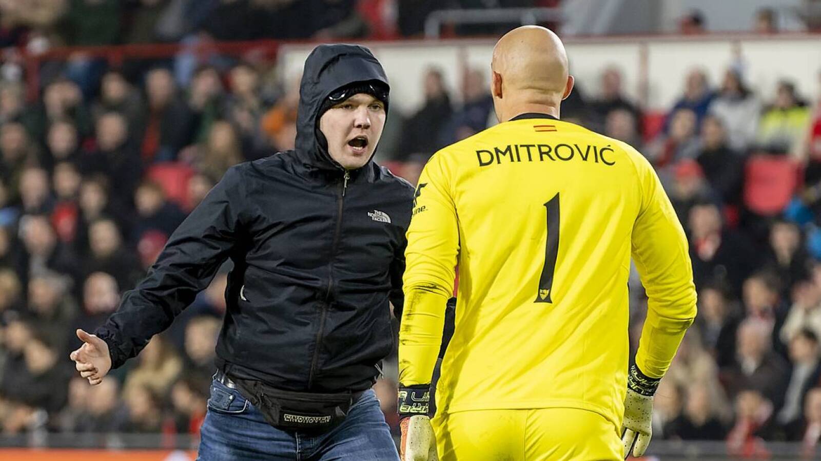 Watch: Fan punches goalkeeper during Europa match | Yardbarker