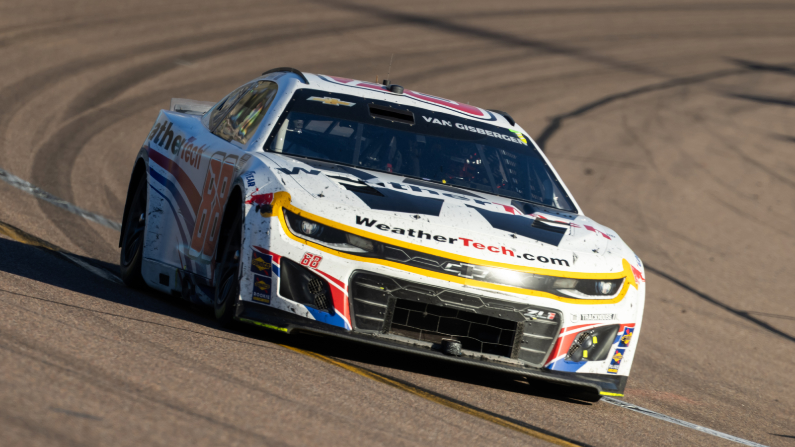 Is WeatherTech Out? Shane van Gisbergen’s Sponsorship Mystery | Yardbarker