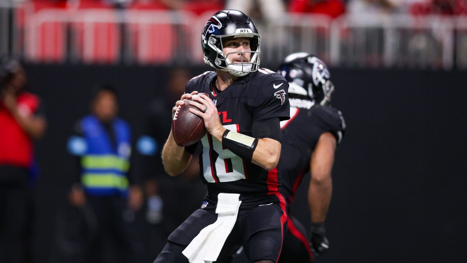 NFL Guru Polarized by Minnesota Vikings Quarterback Matchup Sunday ...