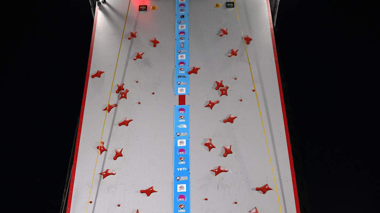 Indonesian Climber Defeats World Record Holder Sam Watson in World Cup ...