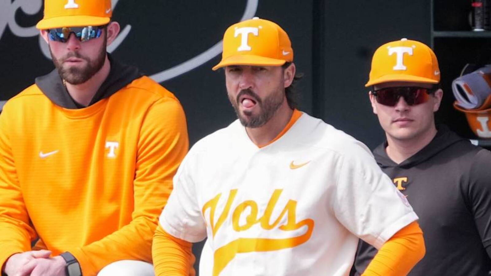 NCAA Baseball Rankings - Tennessee Volunteers Stay Put | Yardbarker