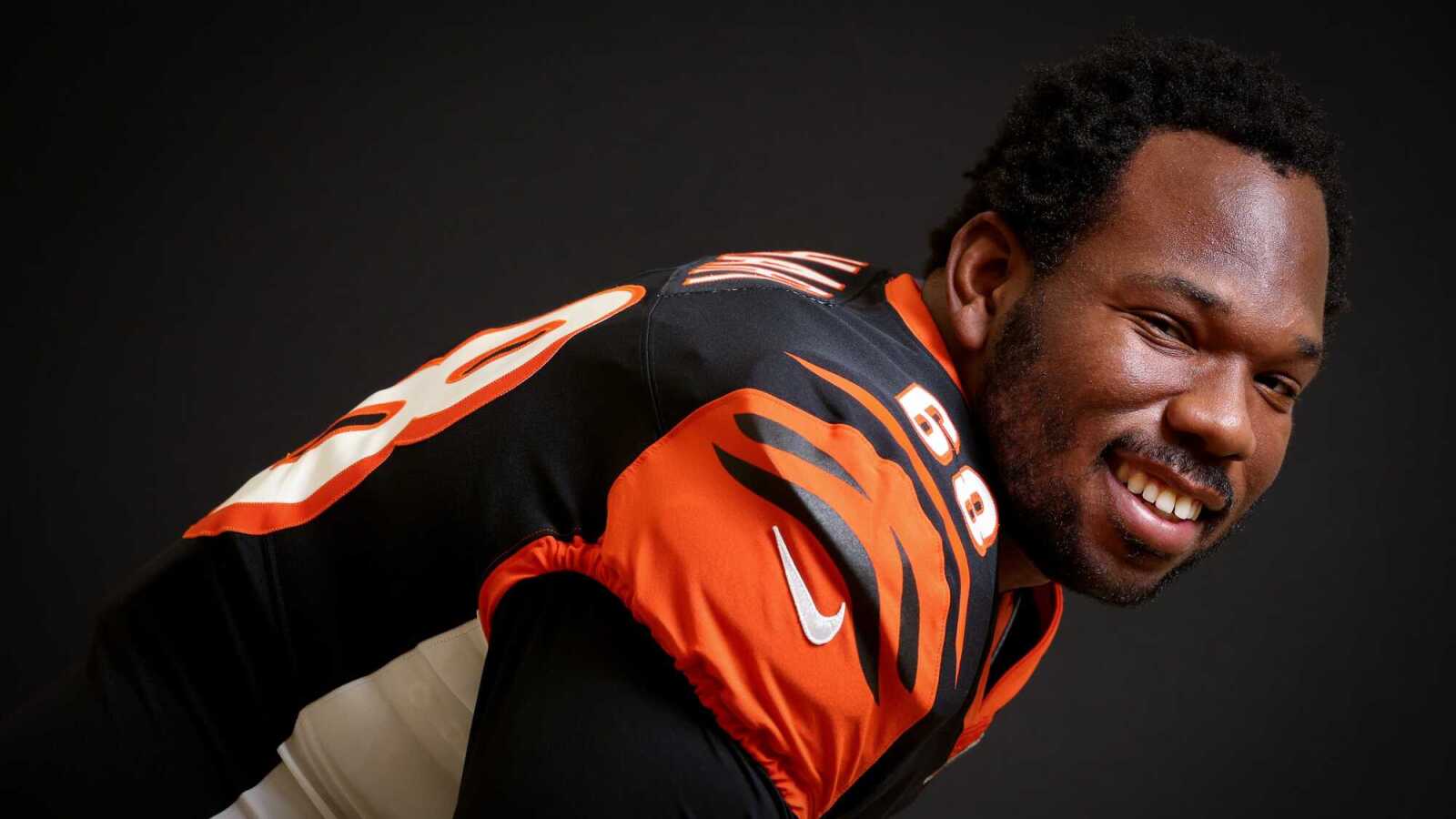 Commanders Sign OT Bobby Hart | Yardbarker