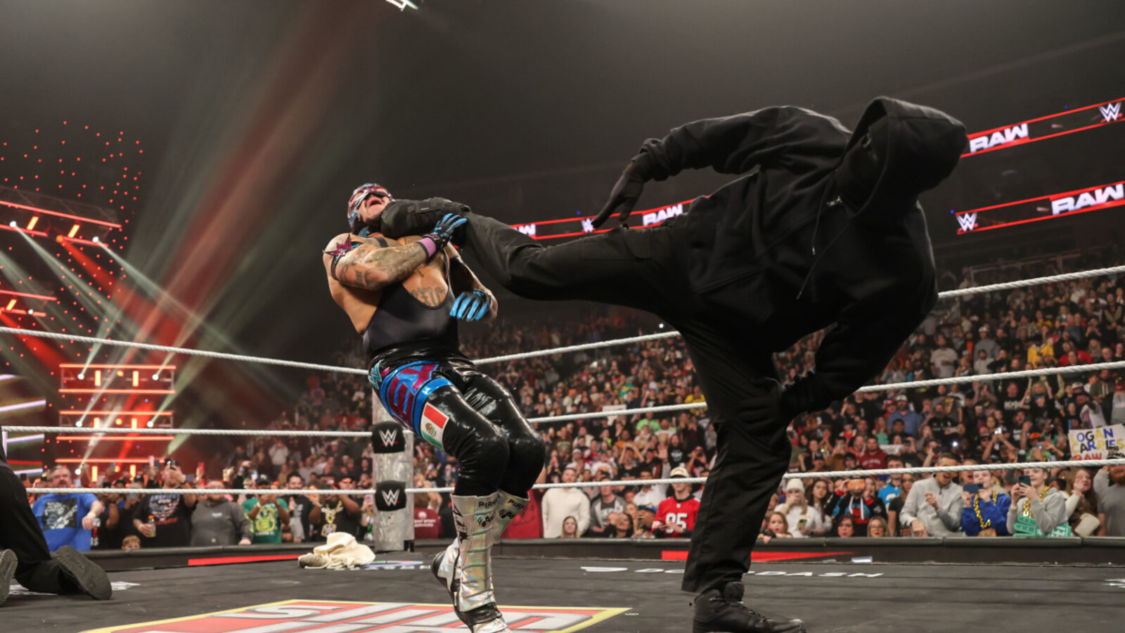 WWE Raw Results Dec. 8 - LA Knight Crushed, Masked Man Strikes | Yardbarker