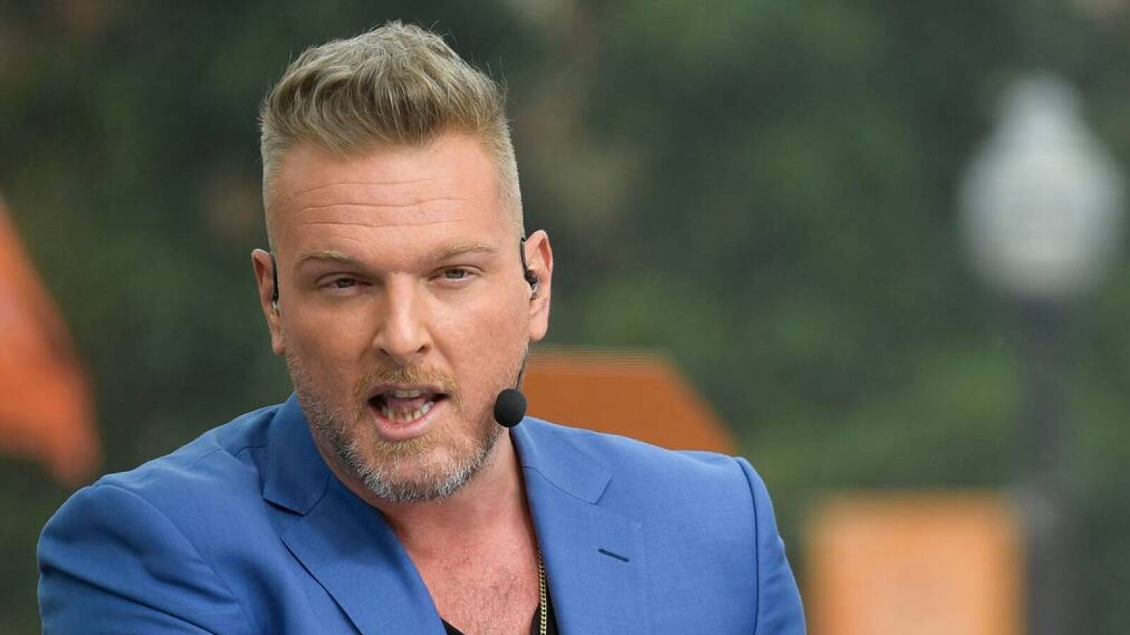 Pat McAfee says ESPN Andrew Luck story is too long for him to read ...