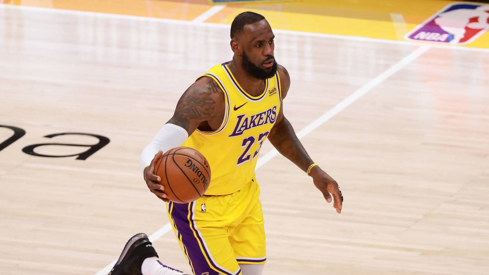 LeBron James says 'tough stretch' might benefit Lakers | Yardbarker