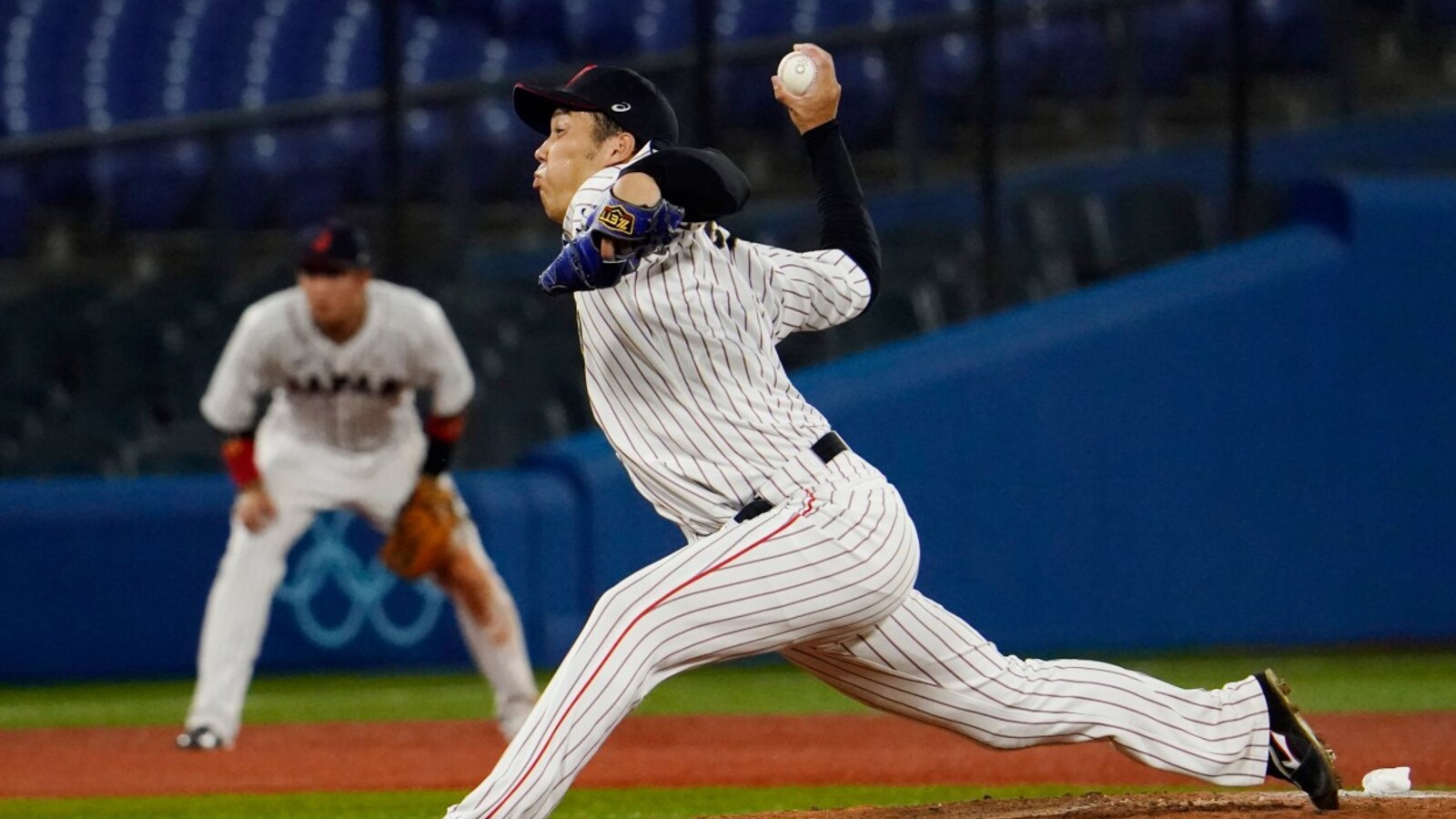 Phillies invite Japanese All-Star righty to Spring Training | Yardbarker