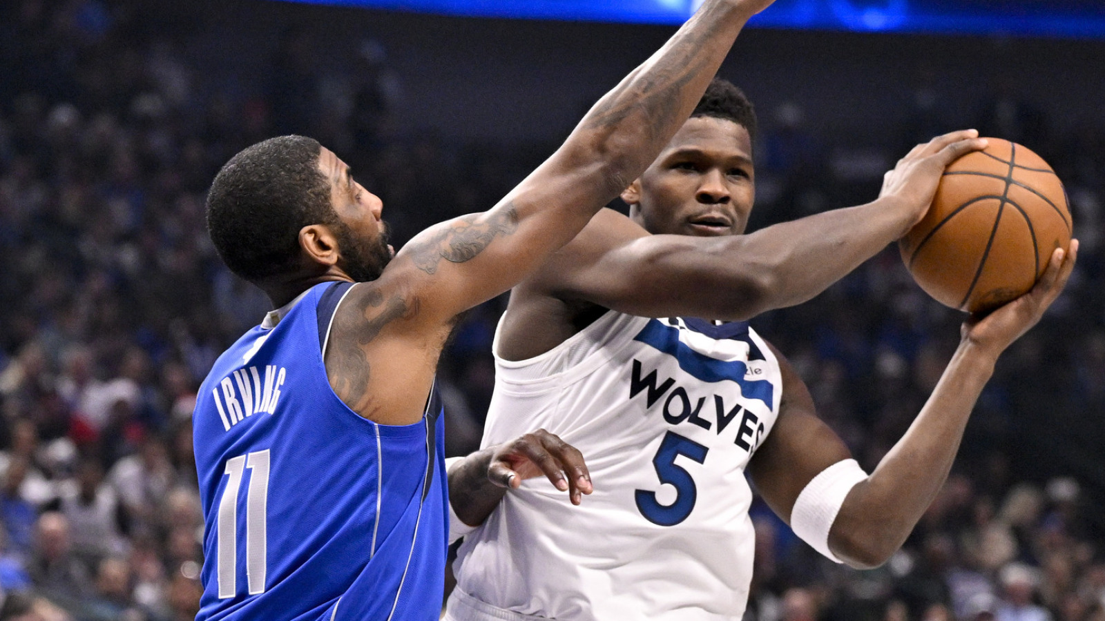 Watch: T-wolves' Anthony Edwards stops epic Mavericks comeback | Yardbarker