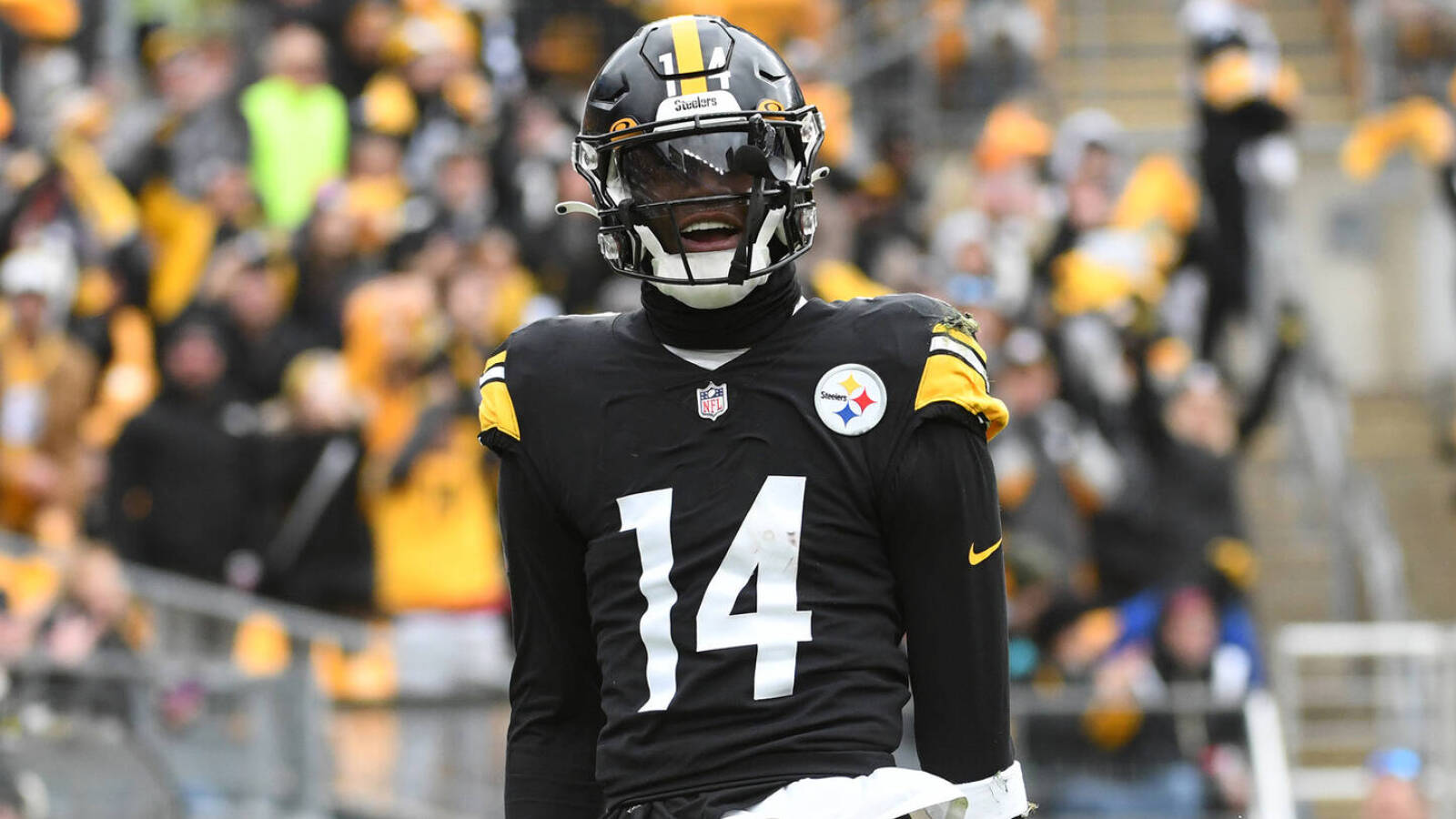 George Pickens makes absurd pick for top-five WR of all time | Yardbarker