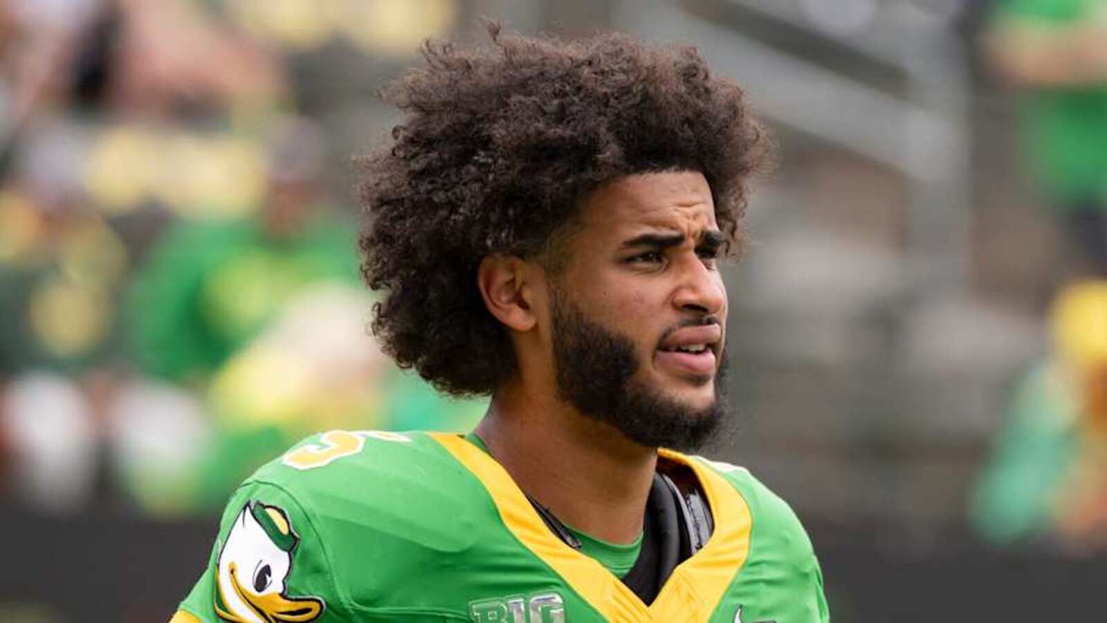 Oregon Quarterback Akili Smith Jr. Shares Eye-Popping Photo With Dante ...